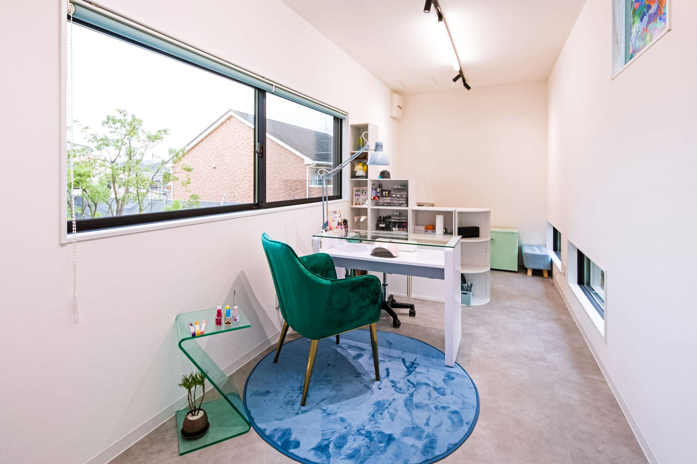 体験型ショールーム - JUNG RING SHOW ROOM | コンテナハウスの施工事例 | コンテナハウス 2040 JP