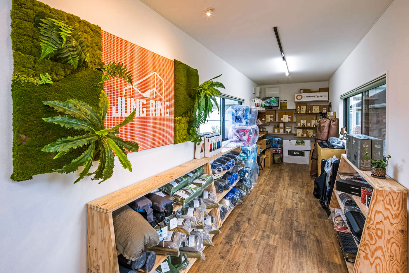 体験型ショールーム - JUNG RING SHOW ROOM | コンテナハウスの施工事例 | コンテナハウス 2040 JP